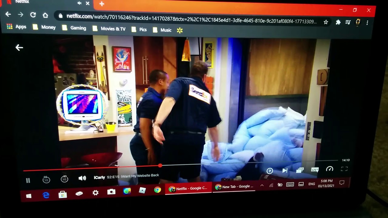 iCarly - Spencer Gets In A Fight Then Gets Crushed - YouTube