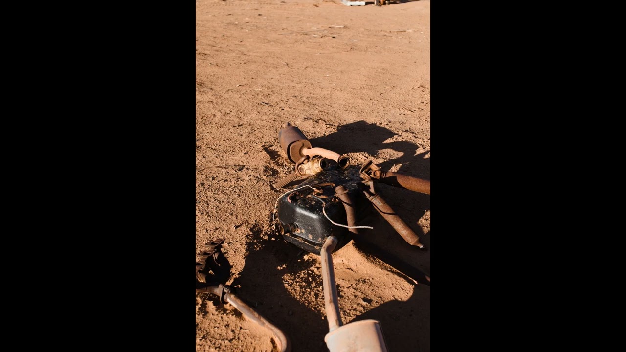 Metal Pipe Sound Effect - YouTube