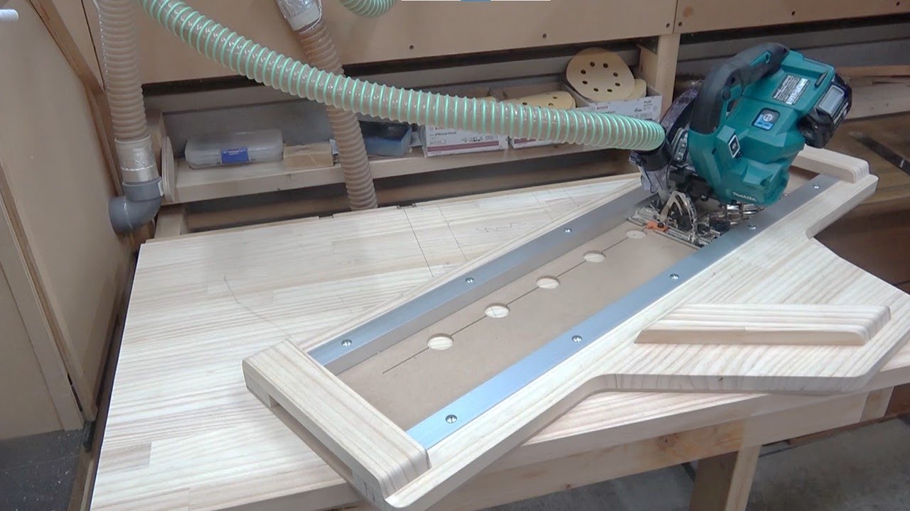Circular Saw Guide - Easy & Accurate - - YouTube