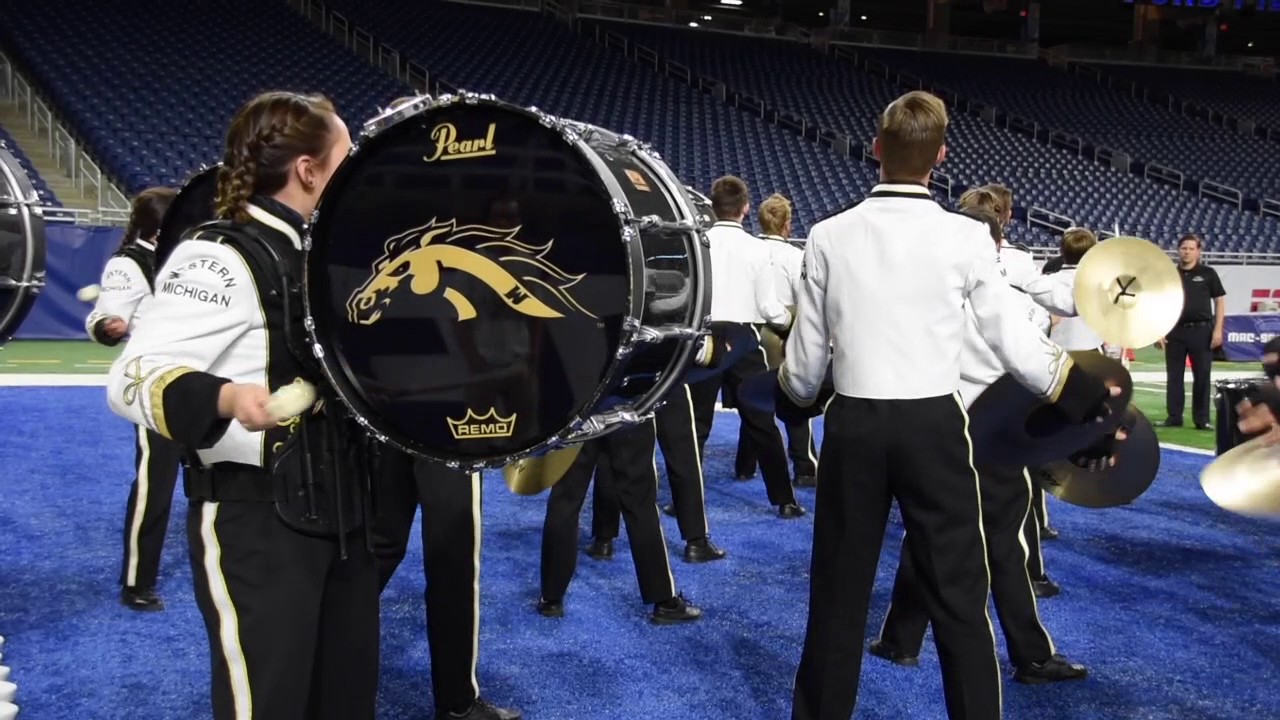 Bronco Marching Band - MAC Championship 2016 - YouTube