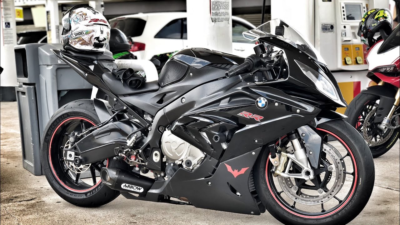 S1000RR vs very slow bikes. - YouTube