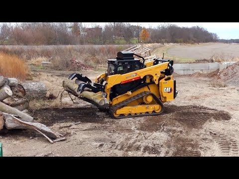 Cat® Industrial Flat Tine Grapple Rakes Overview - YouTube