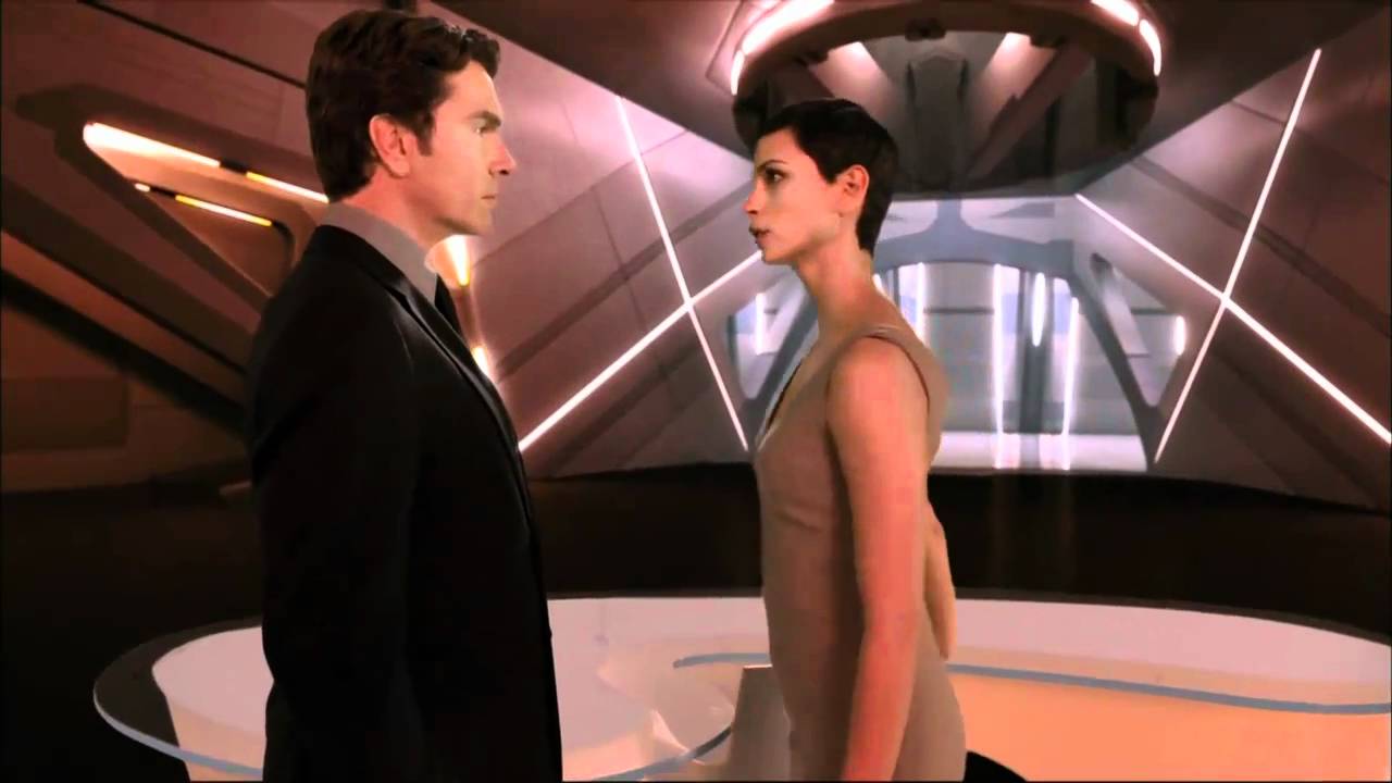 V: The New Series Episode 2.01 " Red Rain " Sneak Peek #2.. - YouTube