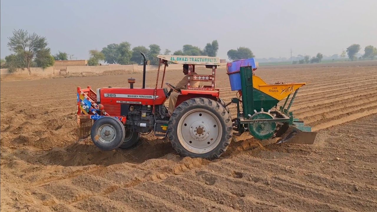 MF 385 | massey ferguson - YouTube