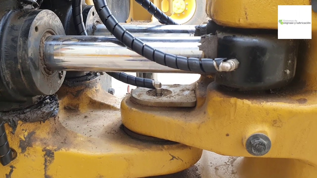 CATERPILLAR ENGRASE AUTOMÁTICO - YouTube