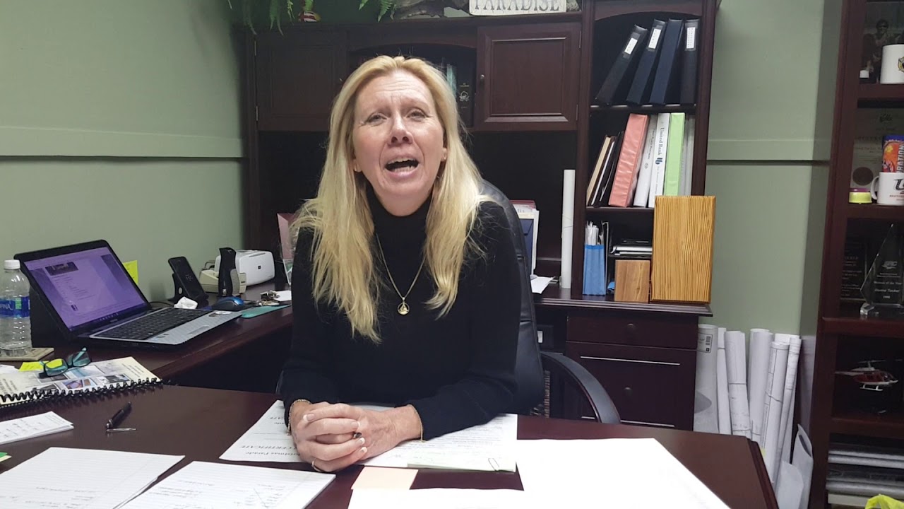 Donna Tucker with the Santa Rosa Chamber of Commerce fills us in on the ...