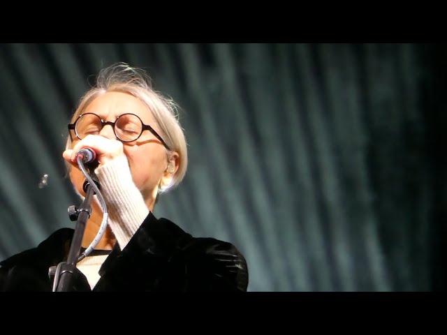 Elizabeth Fraser Singer Elizabeth Fraser And Jeff Buckley: Love Story