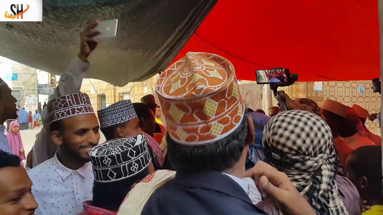 Manta Degmada xamarweyne waxaaka dhacay Nikaax aadu weyn - YouTube