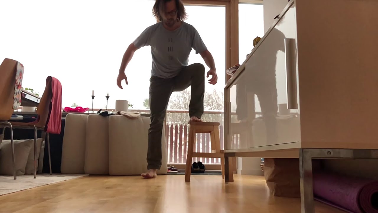 Learning how to Ollie - BREAKTHROUGH by folding my front leg inwards ...