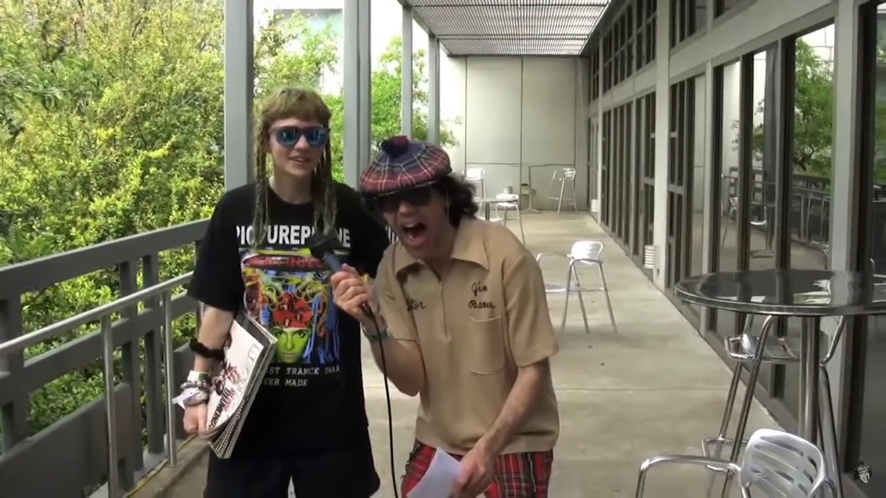 grimes interview - YouTube