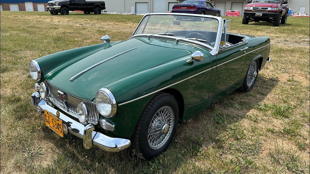 MG Midget Start Up Exhaust Sound and Idle - YouTube