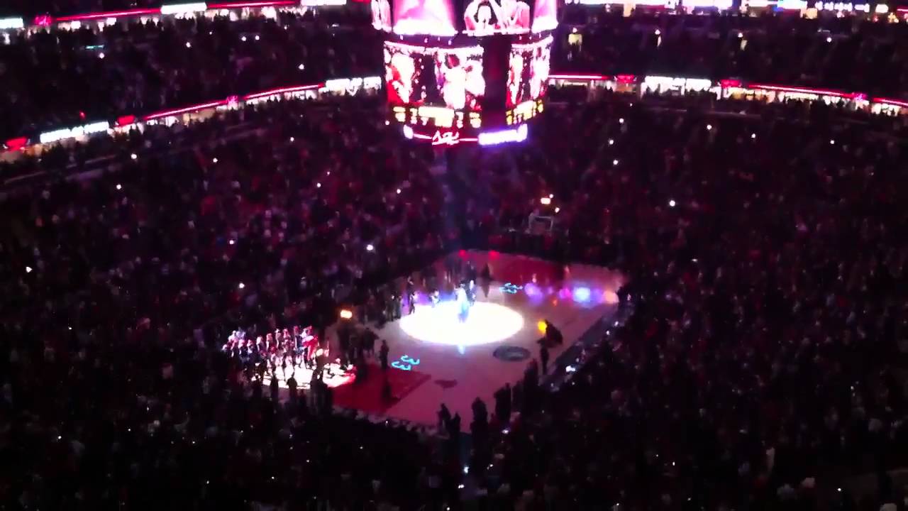 Part 1 of Scottie Pippens statue unveiling part1 - YouTube
