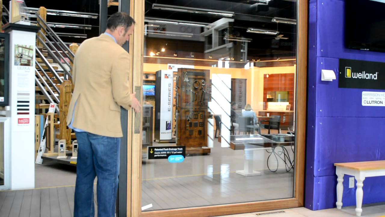 Premier Feature Weiland by Andersen lift slide - YouTube