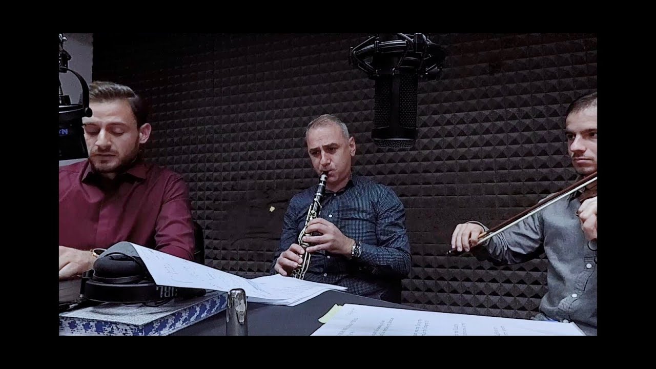 " Μαράθηκαν τα δέντρα" ή " Ο Δήμος" Δ. Καραχάλιος, Β. Βήλος, Καρανάσιος ...
