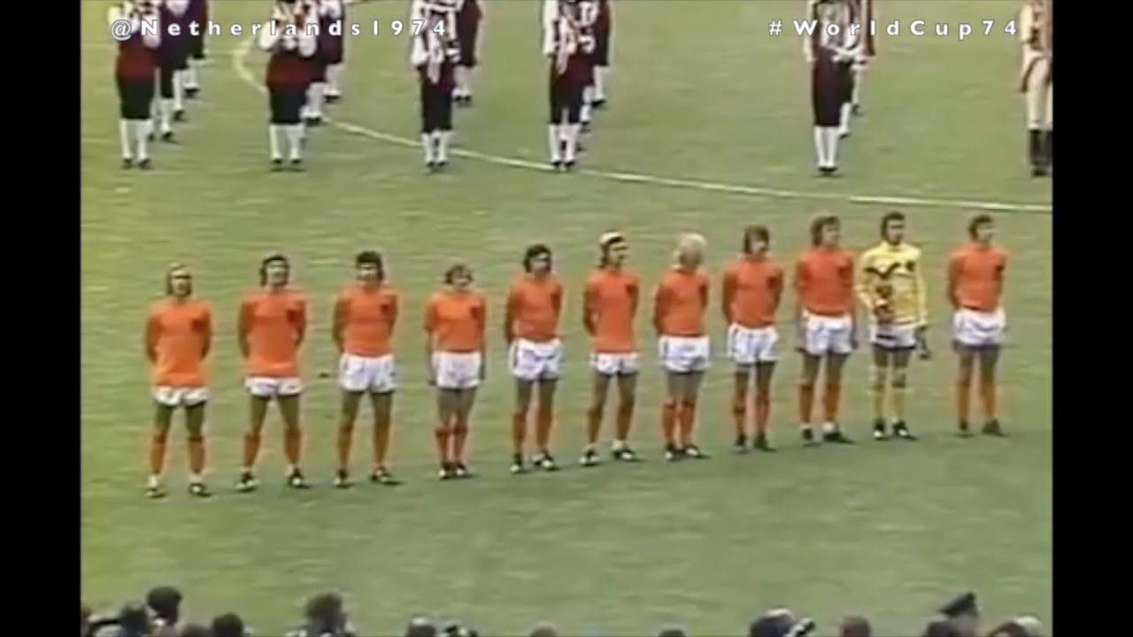 National anthem Netherlands before final #WorldCup74 - YouTube