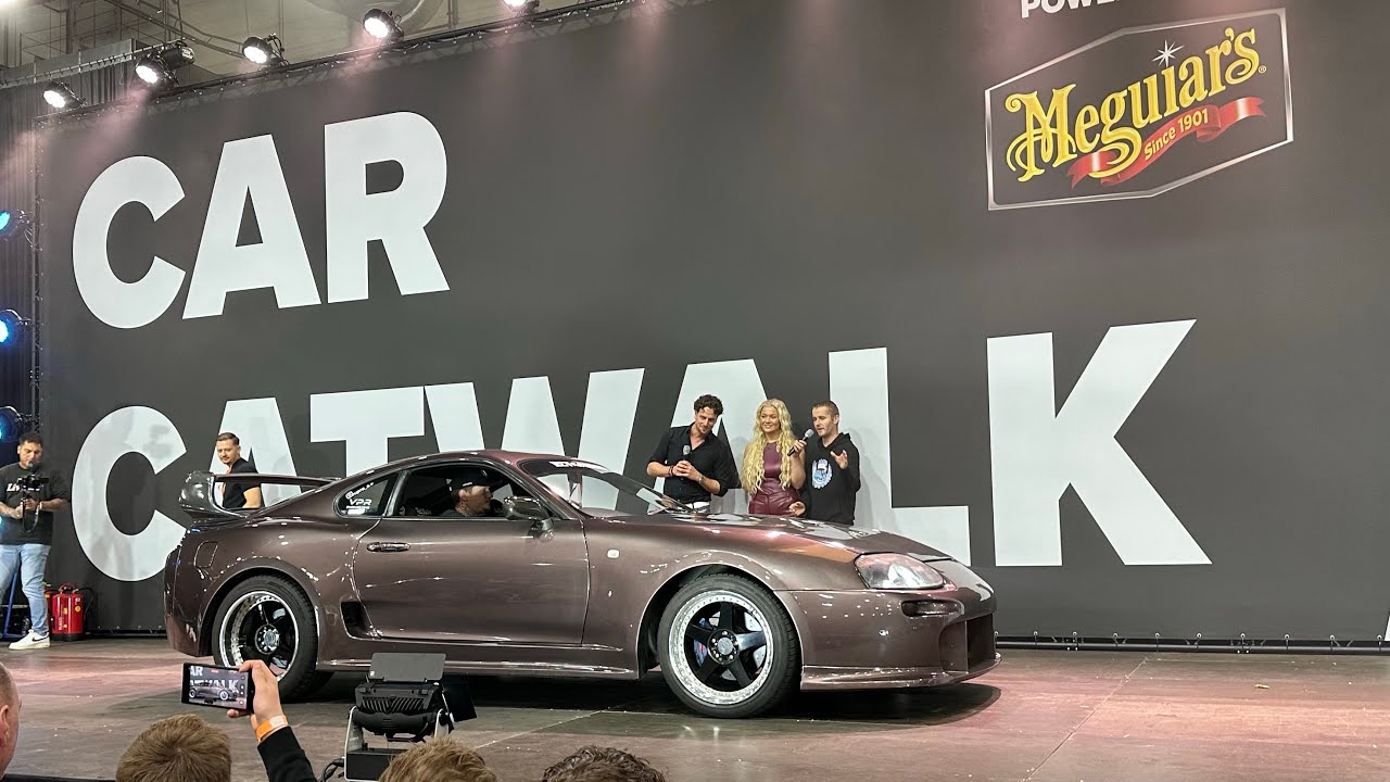 Car Catwalk 100% Auto Live 2025 | Ahoy Rotterdam - YouTube