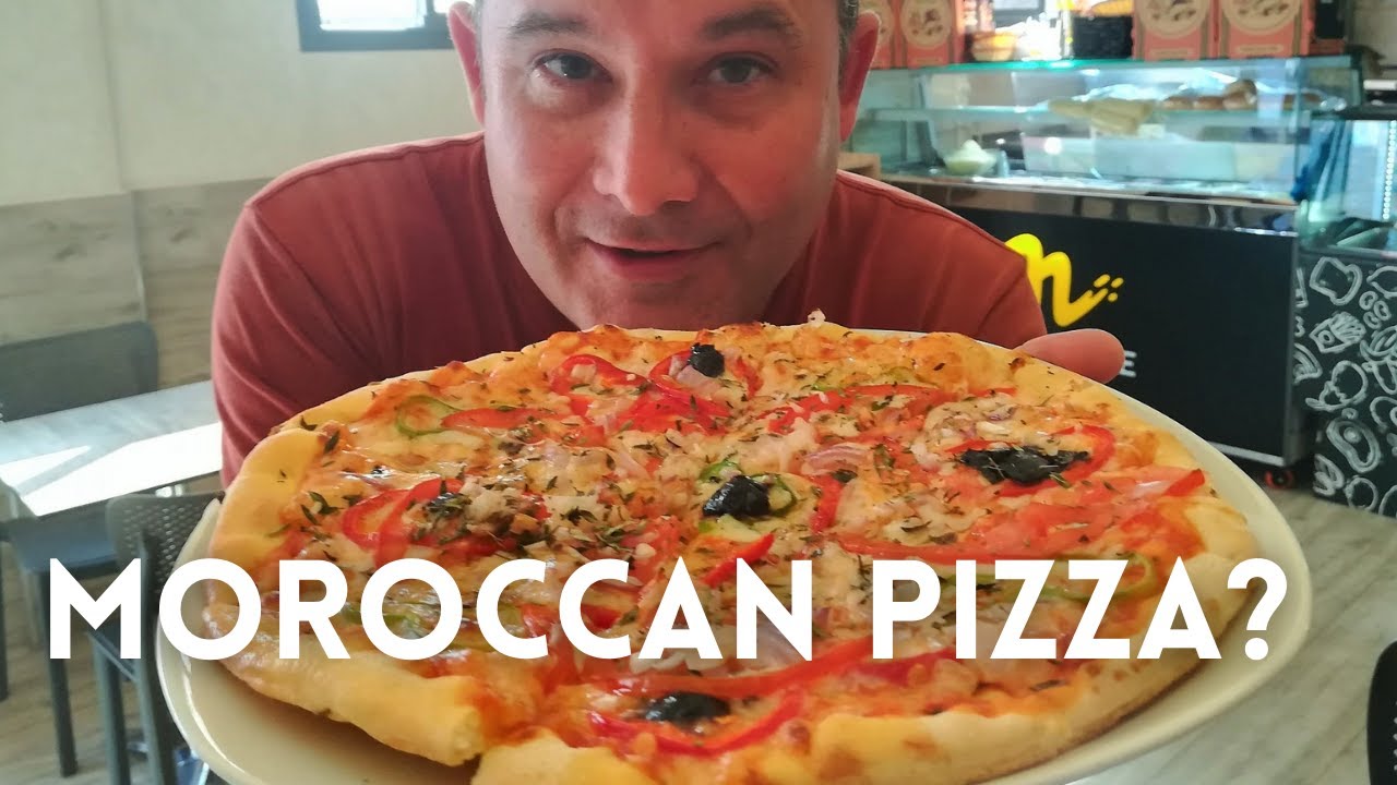 YOU WANT TO TRY THIS MOROCCAN PIZZA??? / MOROCCO TRAVEL VLOG - YouTube