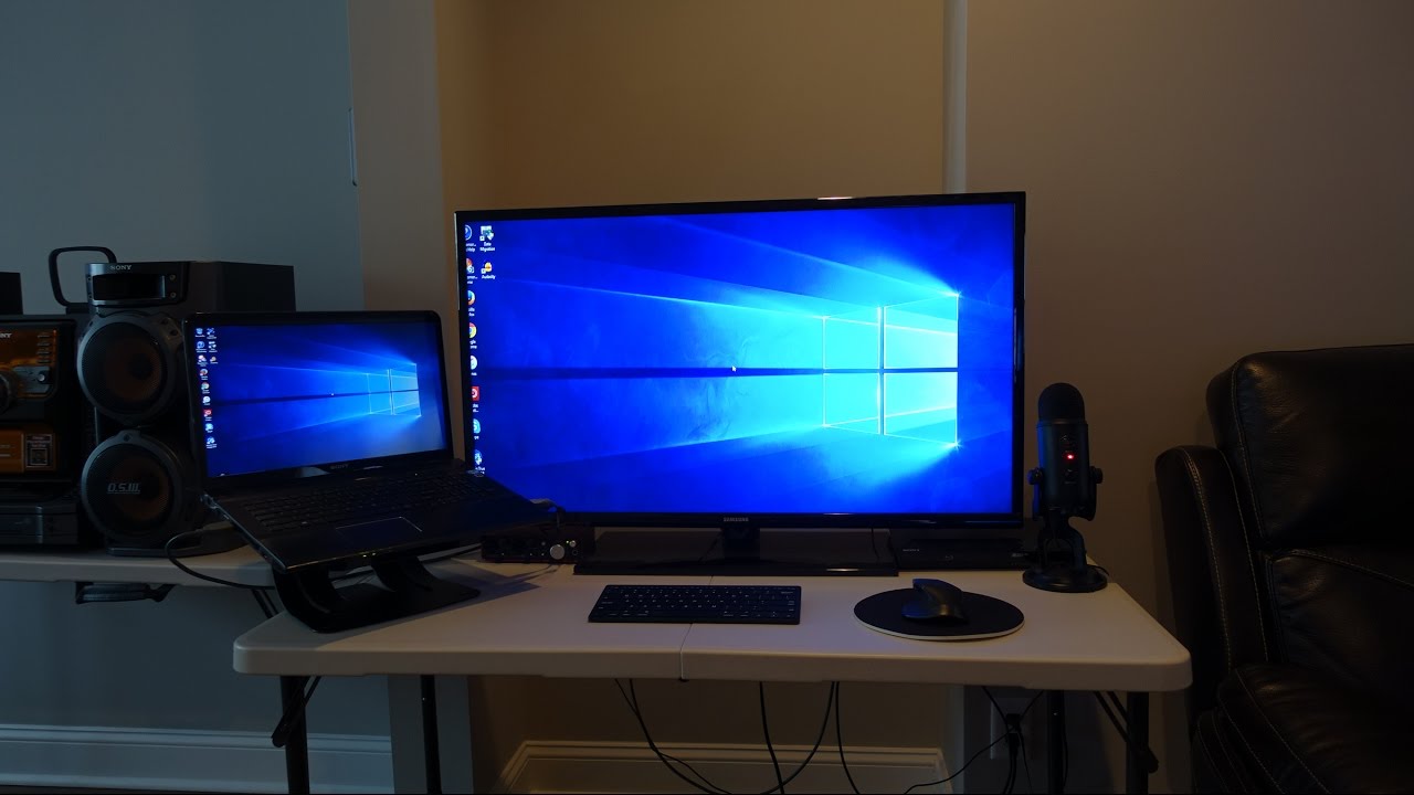 Laptop Setup Tour! - YouTube