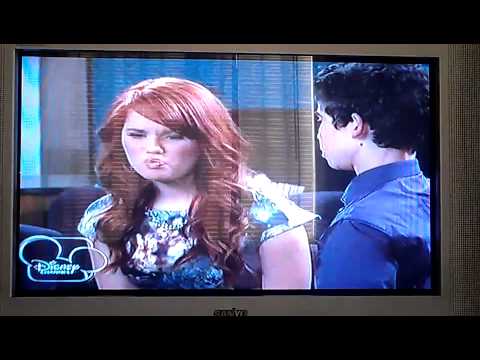 Jessie- Luke fart phone prank