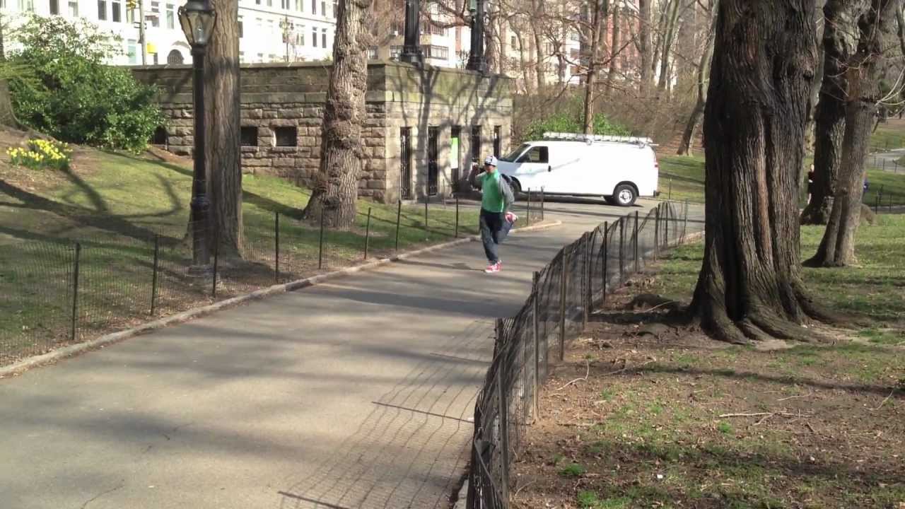 Phoebe Run in Central Park - New York - YouTube