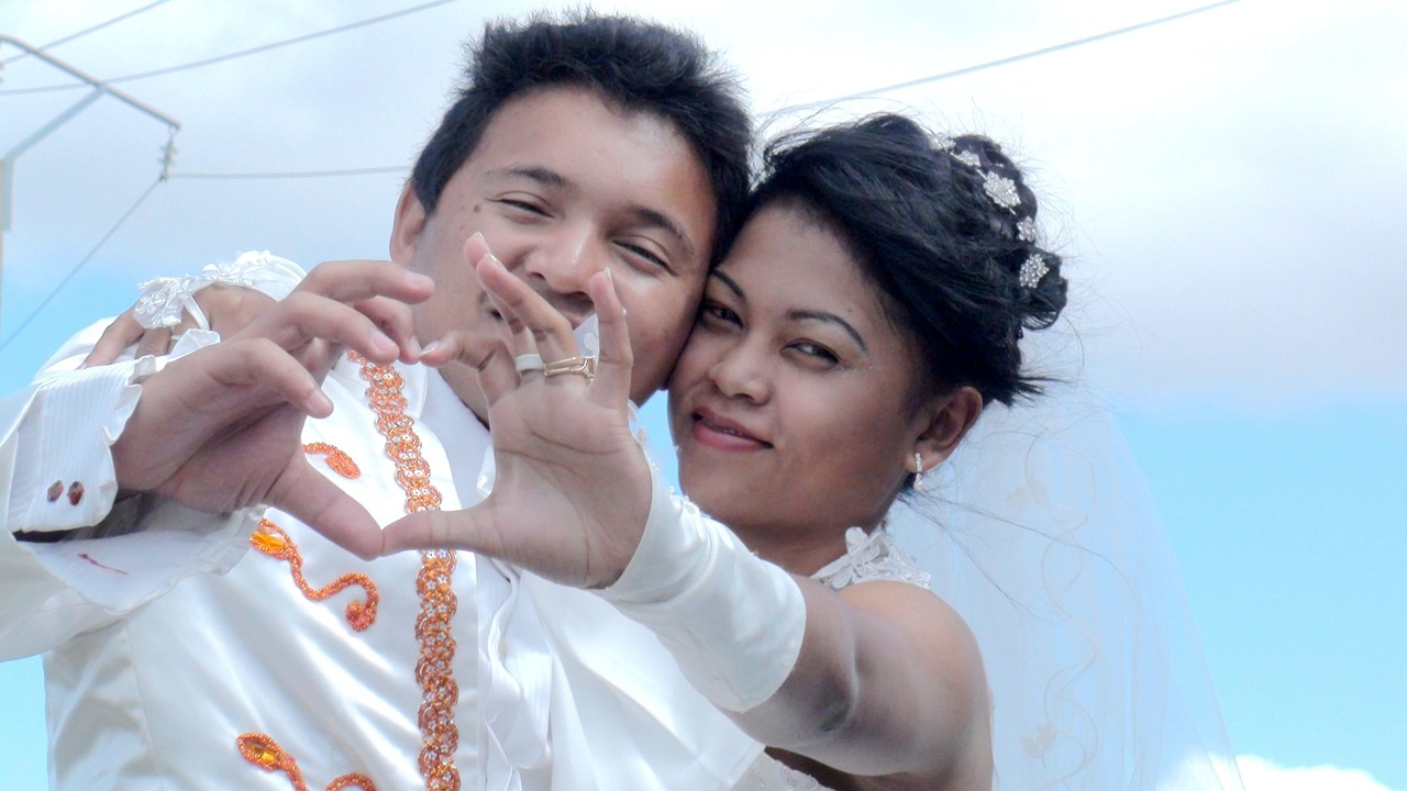 "SEULEMENT L'AMOUR" Mariage Malagasy-Madagascar - YouTube