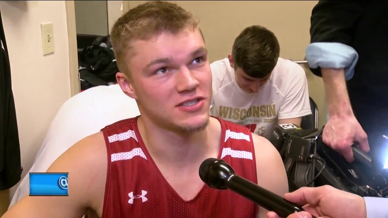 Badger's TJ Schlundt of Oconomowoc on Sweet 16 - YouTube