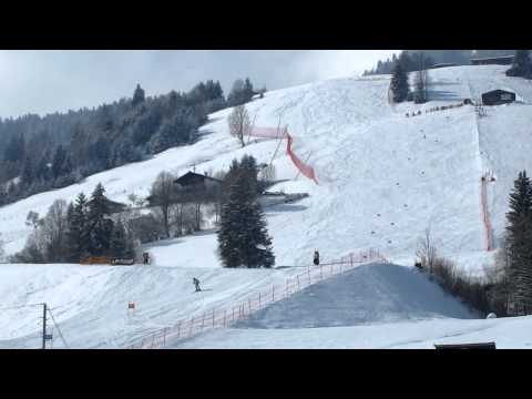 Boomerang Cafe - Pub - end of season ski race 2010