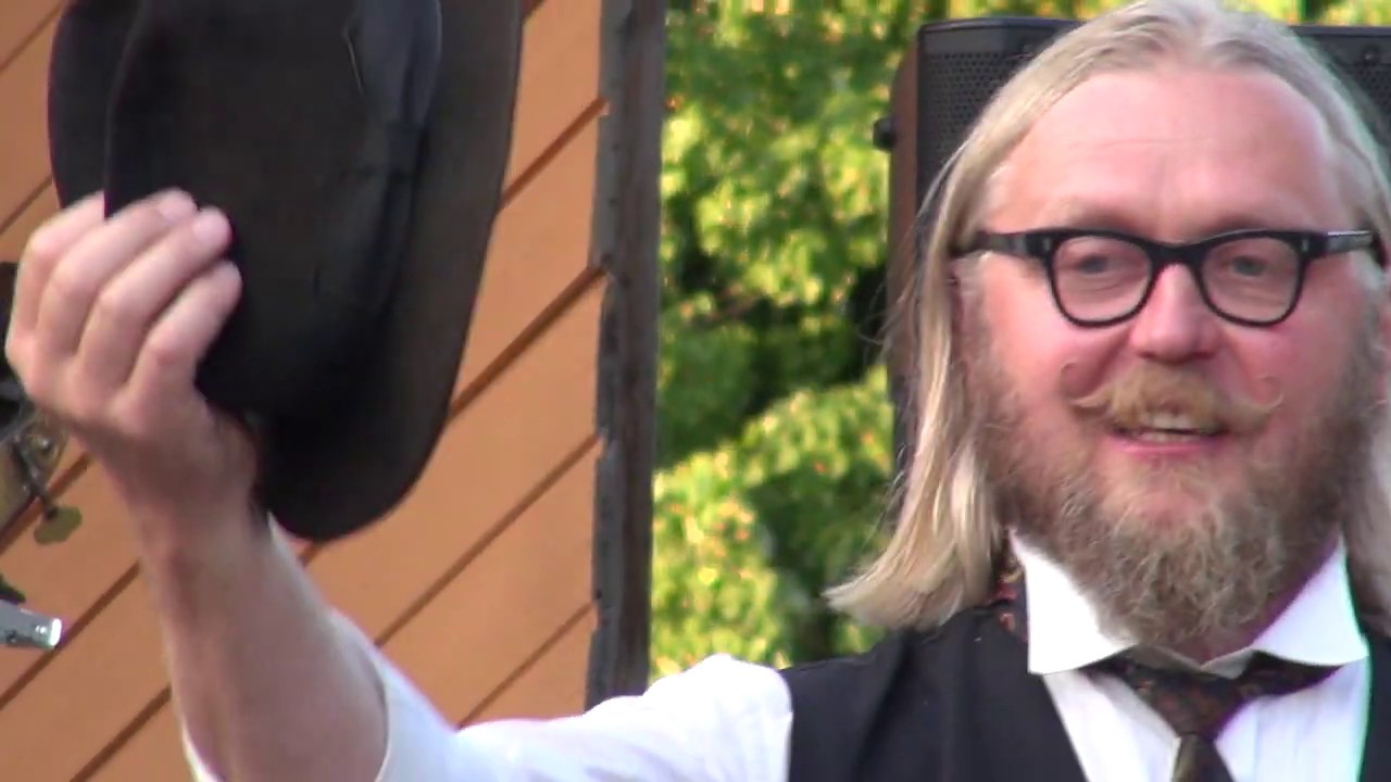 LAVASSAARE TRIO (solist PRIIT AIMLA trompet) - Ei meelest läe mul iial ...