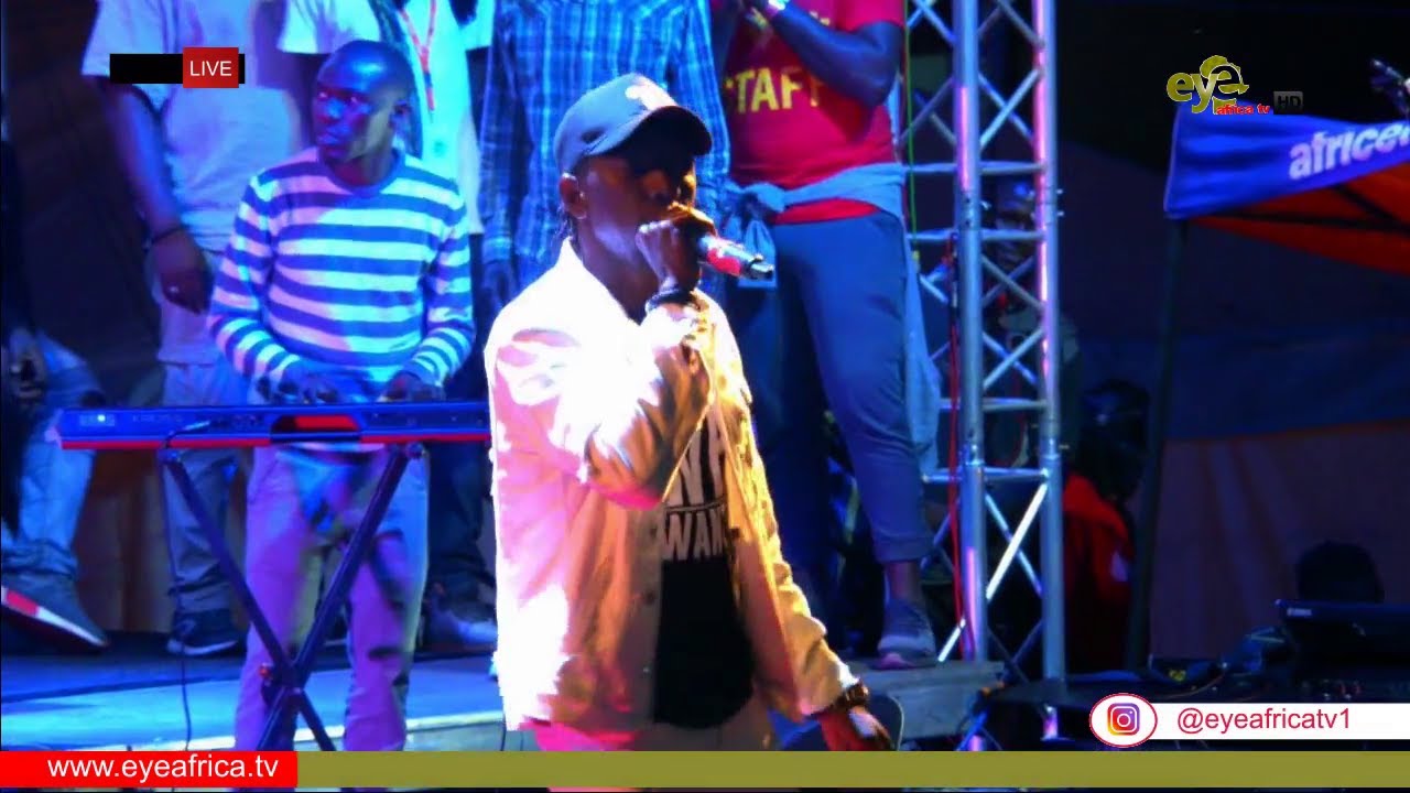 OPEN MIC 2019: ST (Brikama Boye) Performances @ Open Mic 2019 - YouTube