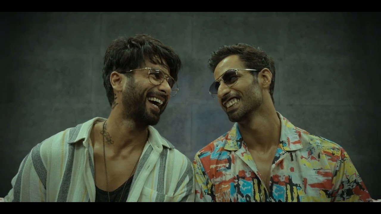 Farzi web series scene | money scene | farzi famous dialogue | scene ...