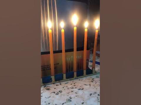 Зажгли еврейские свечи 🕯 - YouTube