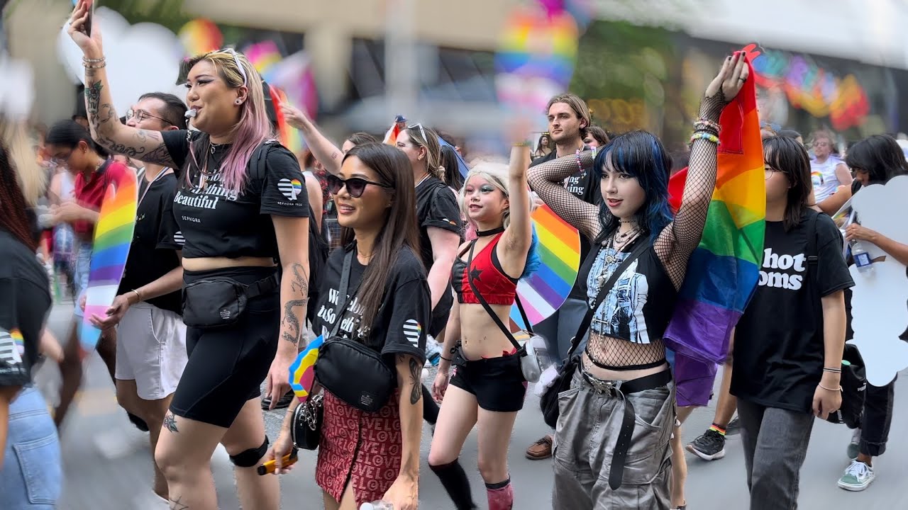 Parade – Pride Toronto 2023 Part 2 - YouTube