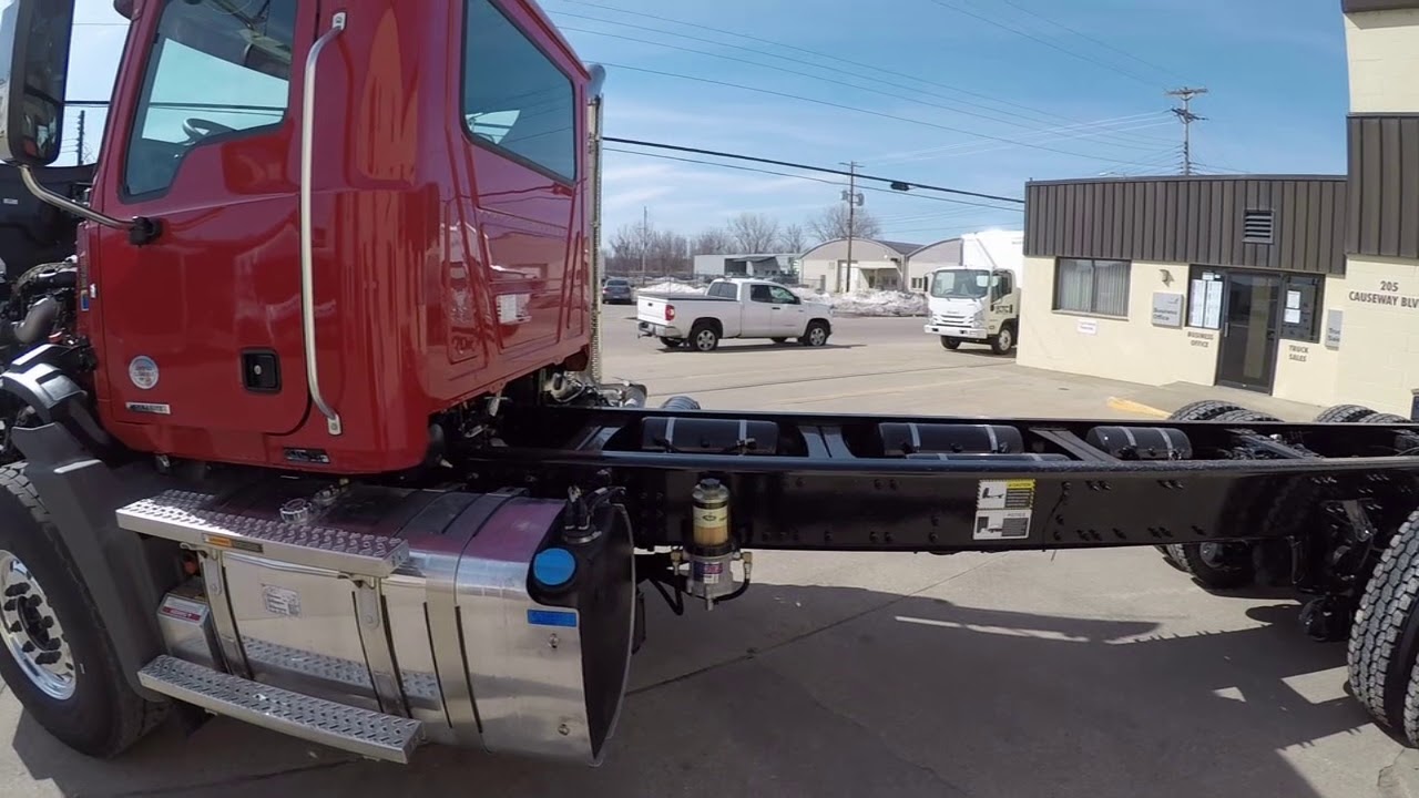 2020 Mack Granite Walk Around - YouTube