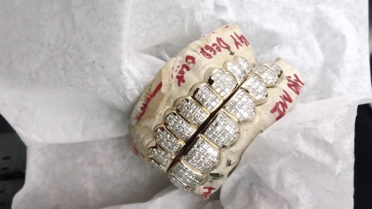 1 by 1 permanent VVS princess cut diamonds 18kt yellow gold. 8324720849 ...