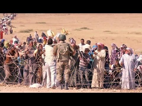 IŞİD'den kaçan binlerce Suriyeli Türkiye'ye sığındı