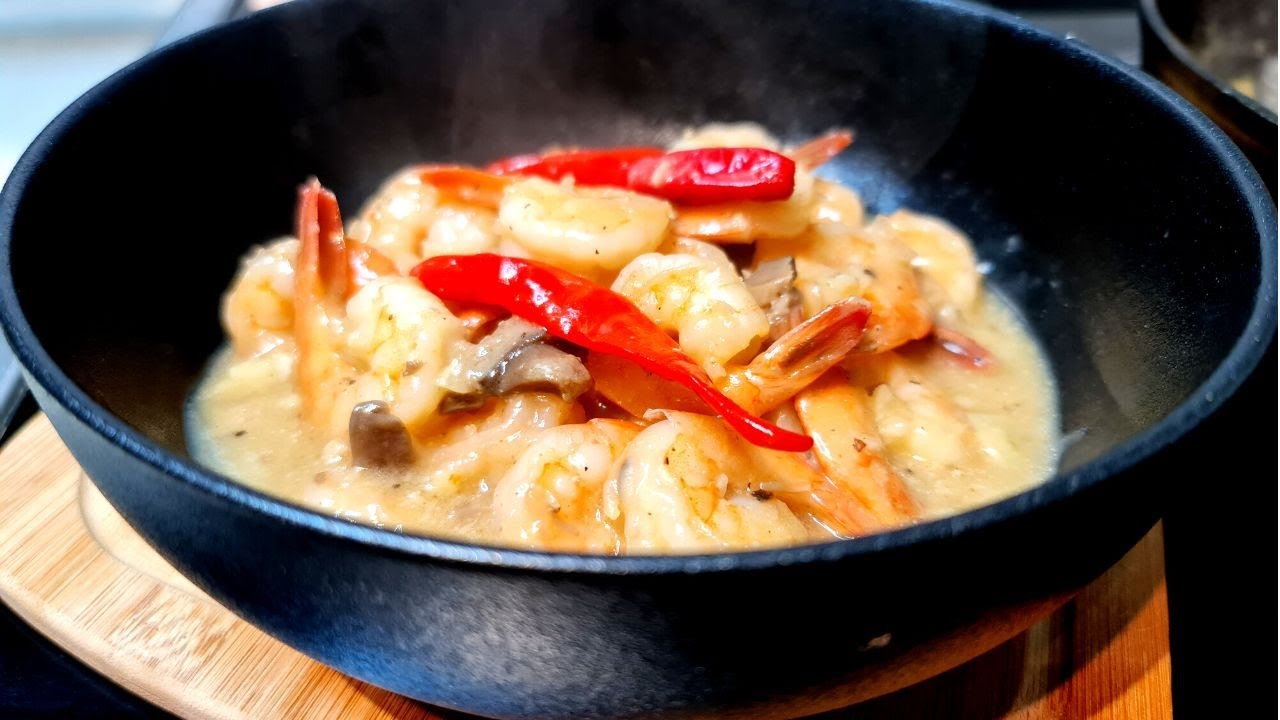 HOW TO COOK SIZZLING SHRIMP WITH GARLIC BUTTER & MUSHROOM SAUCE - THE ...