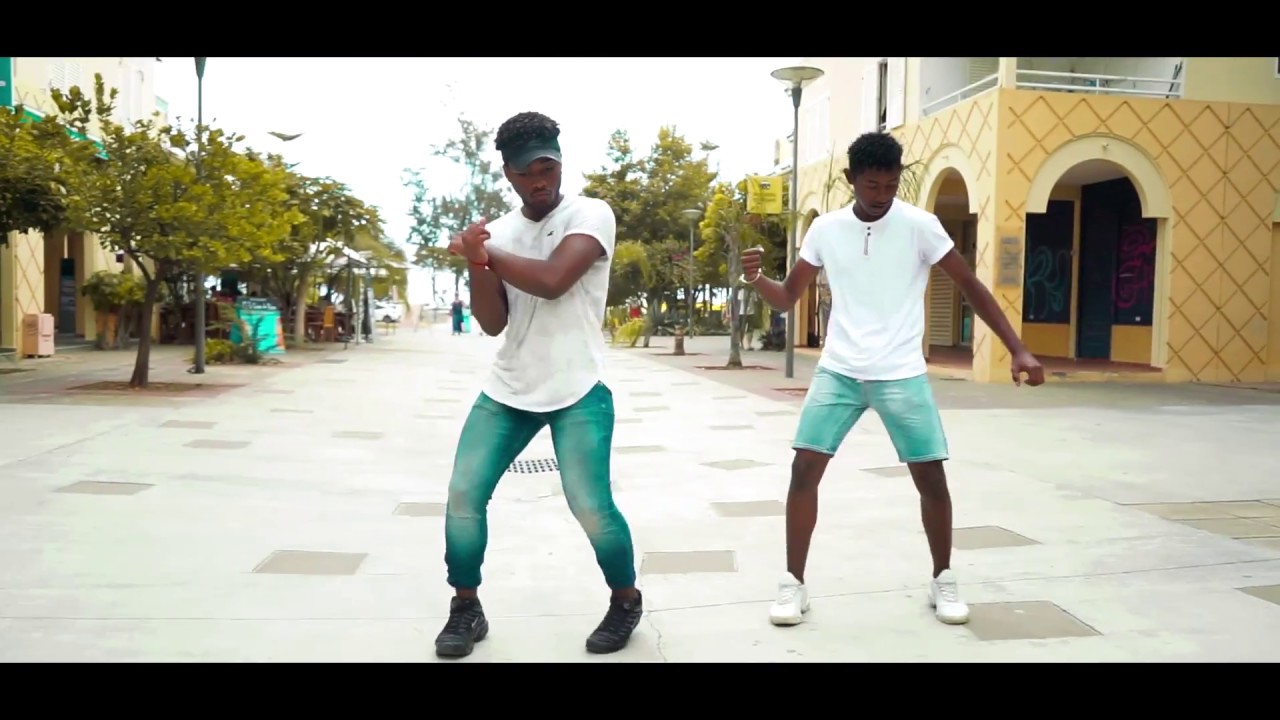 #KupeChallenge A-Star Kupe Dance Choregraphy by D.A 974 - YouTube