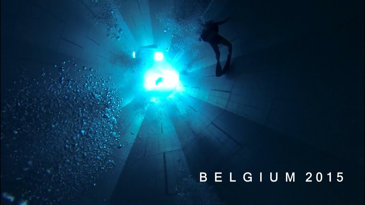 Diving at Nemo 33 | Brussel | Belgium 2015 - YouTube