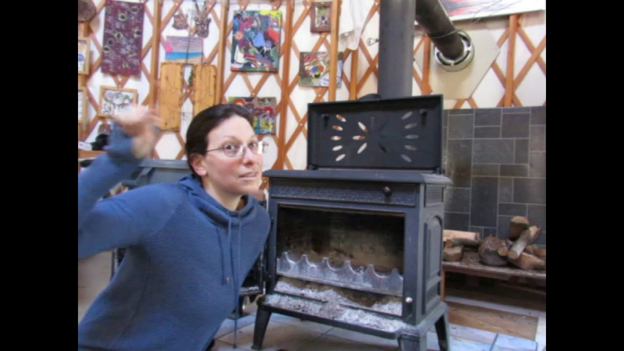 Yurt turns into a greenhouse in the spring. - YouTube