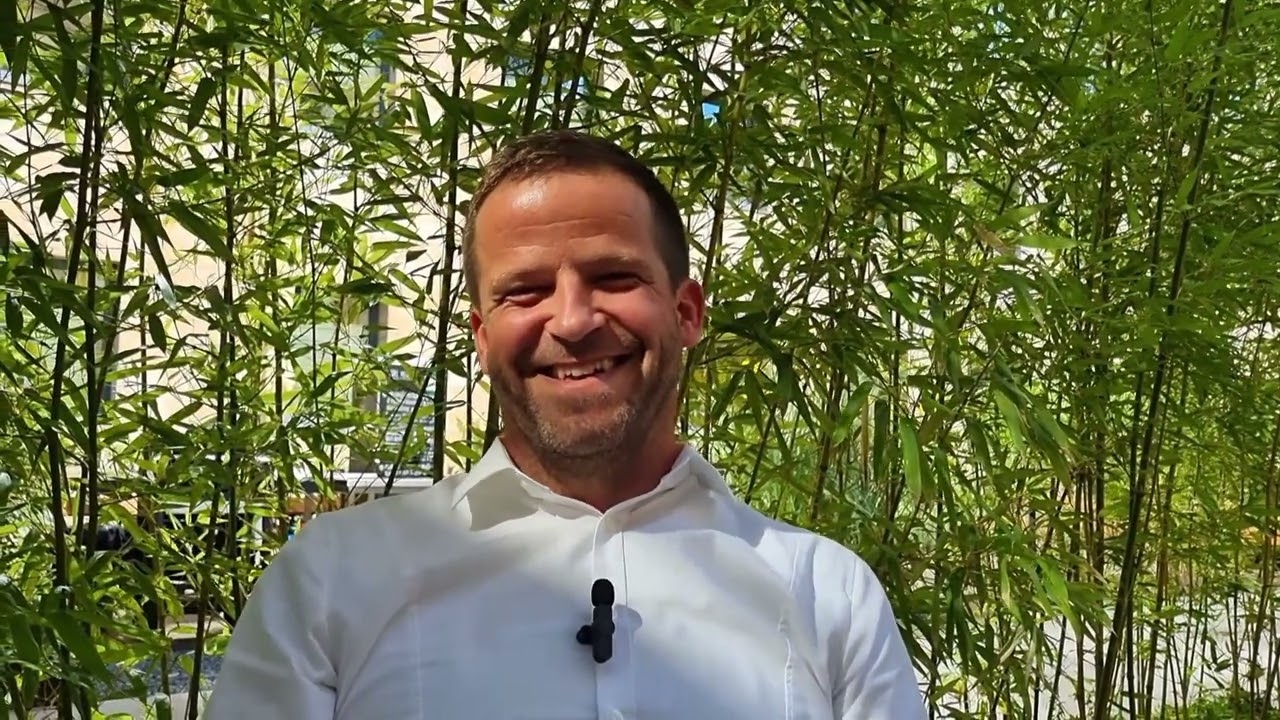 #HashtagParisPrague - Michal Macko (CCFT/FČOK) - YouTube