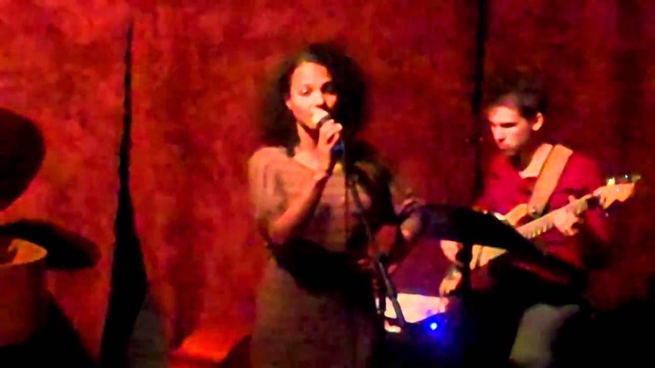 I Don't Know How To Love Him - Rachae Thomas - YouTube