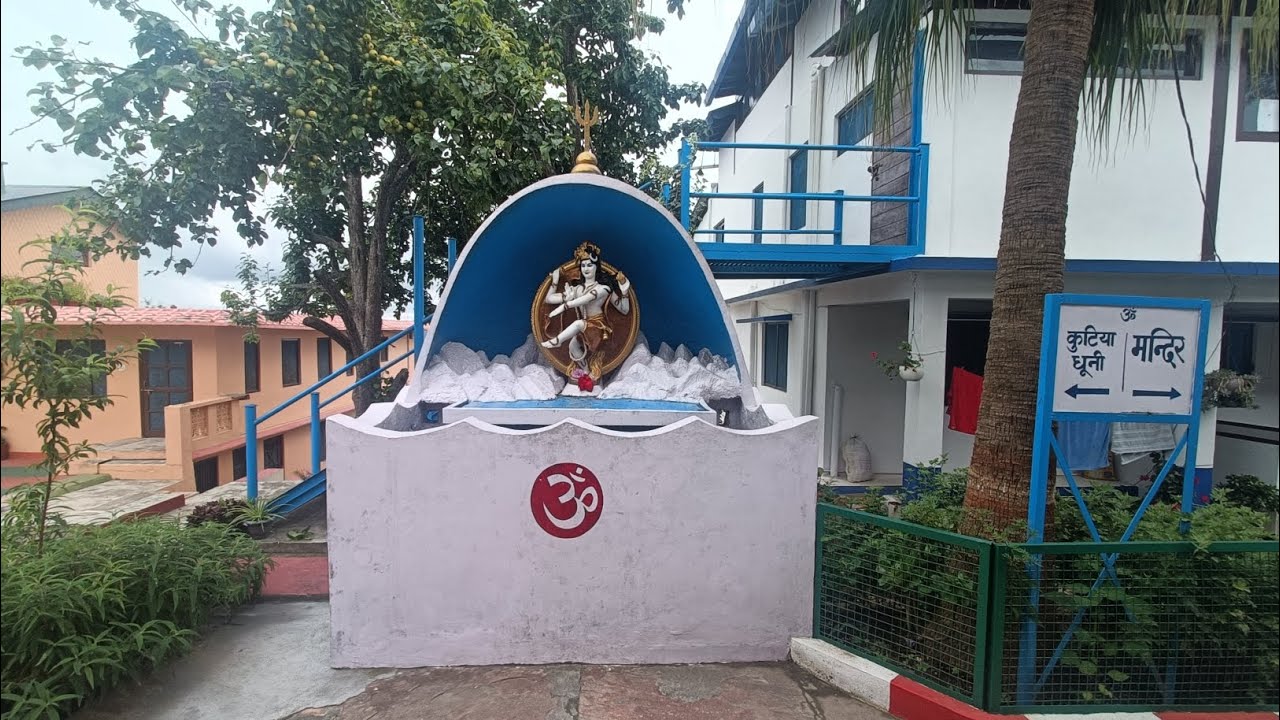 🔱2000 saal Purana Herakhan Mandir Uttrakhand - YouTube