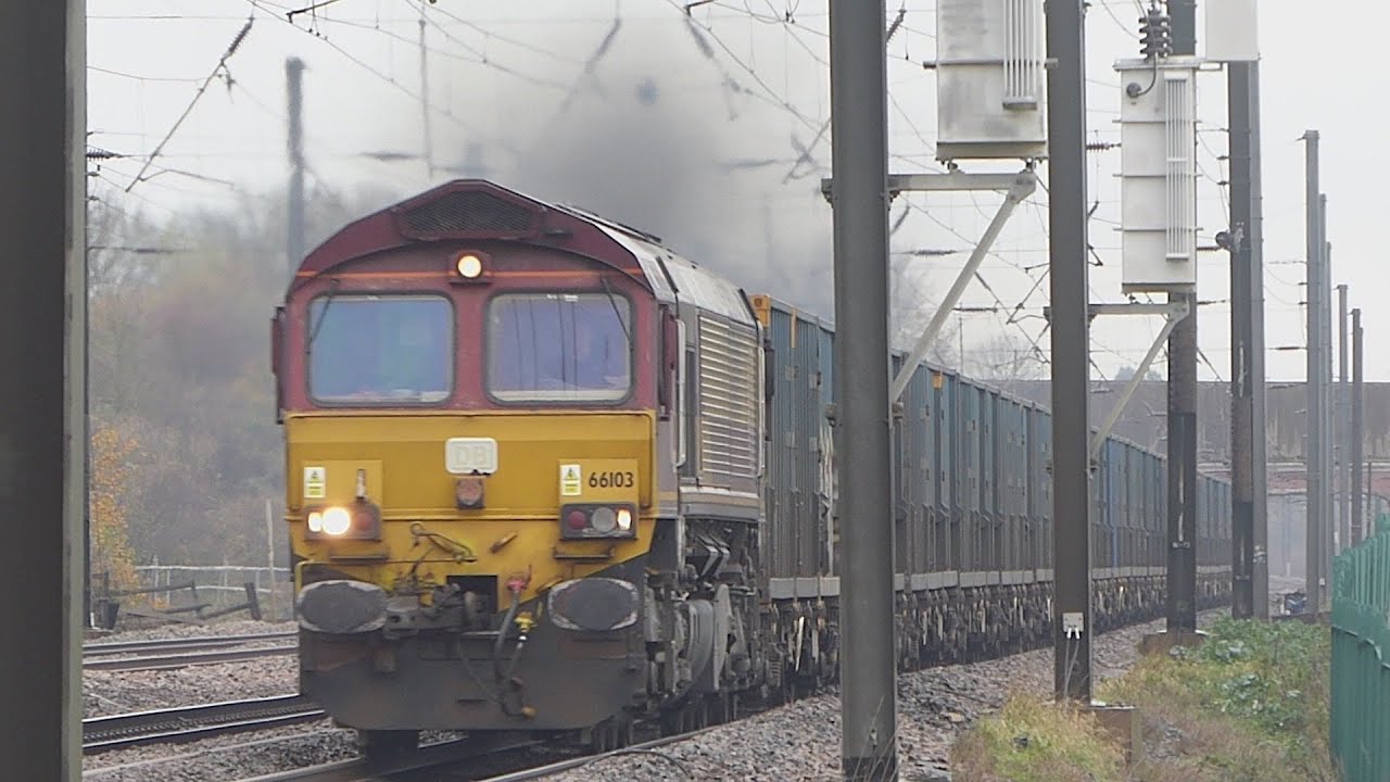 Trains at Copmanthorpe - ECML (18/11/2025) - YouTube