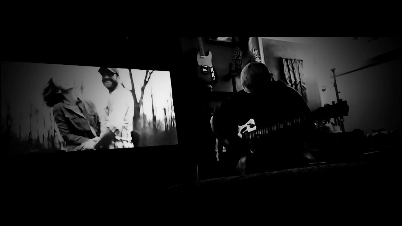 Making me look good again. -D. White ( Lead guitar play along) - YouTube