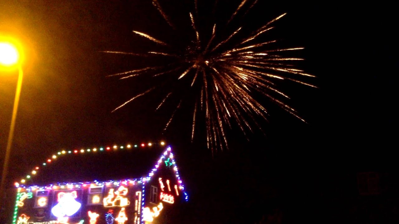 2015 Christmas Light Switch On + Firework Display - Radlett - YouTube