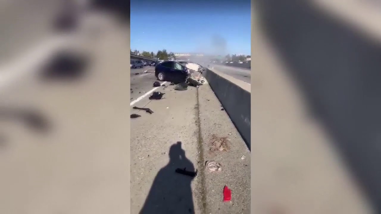Tesla crashes, catches fire - YouTube