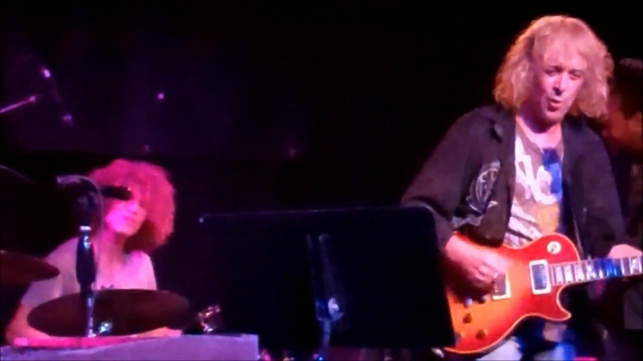 Jimmy Huff jammin it out Live - YouTube