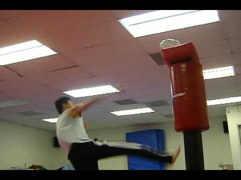 Taekwondo 540 kick ver.3 - YouTube