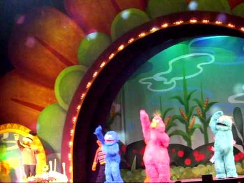 Elmo's Green Thumb - New Point Of View (Reprise) - YouTube
