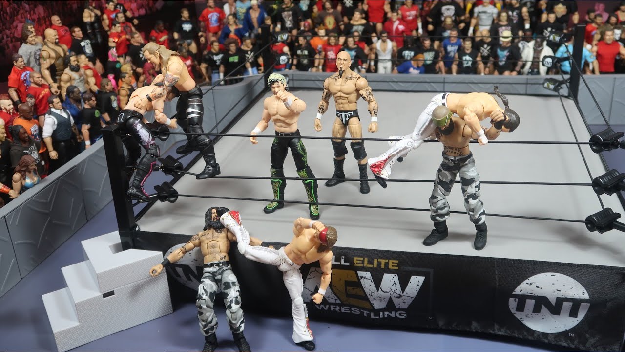 UPDATE VIDEO: AEW Ring Set Up, AEW Fig Posing Problems, New Custom WWE ...